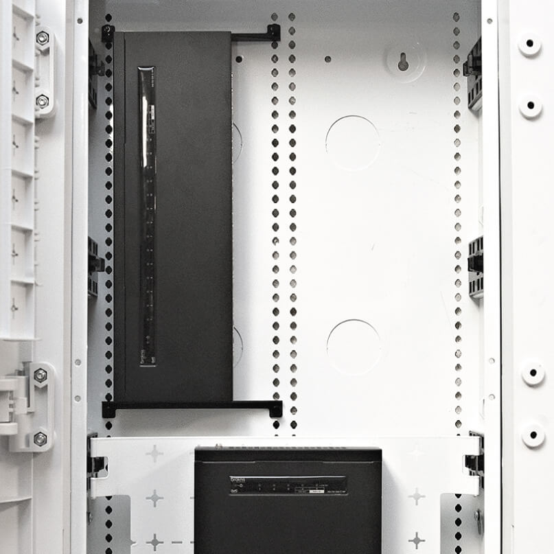 Araknis Networks 110 Series Unmanaged+ Gigabit 16 Port Compact Switch ...