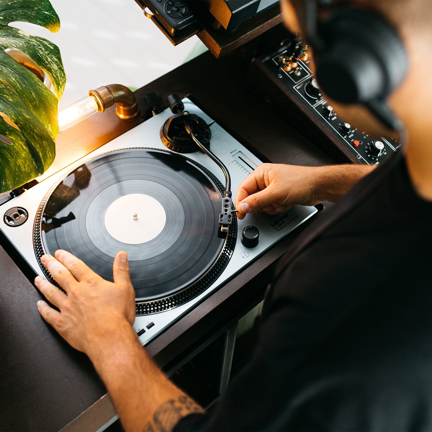 Lenco Direct-Drive Turntable - Metallic - Pacific Hi Fi