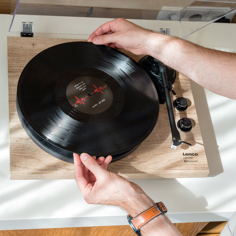 Lenco Turntable with Bluetooth - Pine - Pacific Hi Fi