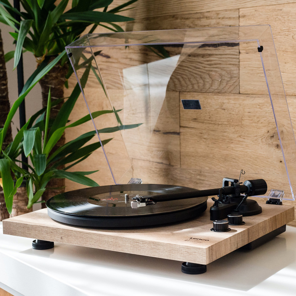 Lenco Turntable with Bluetooth - Pine - Pacific Hi Fi